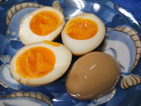 糖鸡蛋怎么煮才不会散_糖心蛋不散技巧-第1张图片-山城妙识 糖鸡蛋怎么煮才不会散_糖心蛋不散技巧-第1张图片-山城妙识