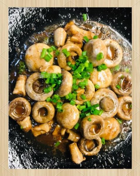 小蘑菇炒什么菜好吃_小蘑菇搭配推荐-第1张图片-山城妙识