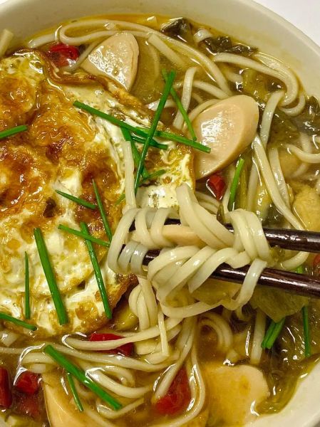 酸菜鸡蛋面怎么做_酸菜鸡蛋面家常做法-第1张图片-山城妙识 酸菜鸡蛋面怎么做_酸菜鸡蛋面家常做法-第1张图片-山城妙识