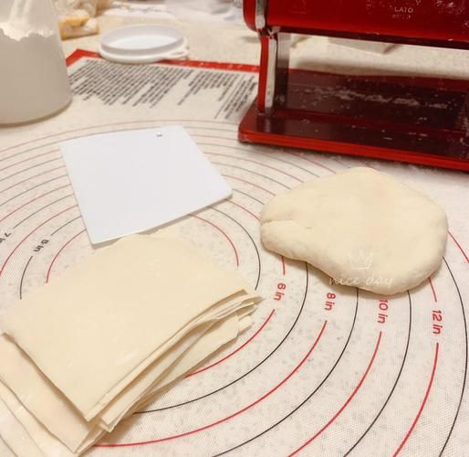 馄饨皮怎么做透明又薄_家庭简易技巧-第1张图片-山城妙识