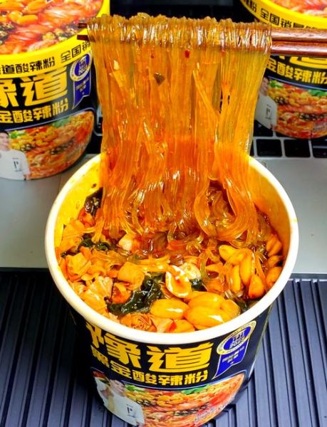 懒人酸辣粉怎么泡_懒人酸辣粉哪个牌子好吃-第1张图片-山城妙识