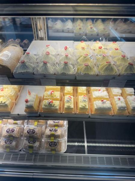 白脱蛋糕和鲜奶蛋糕的区别_哪个更好吃-第3张图片-山城妙识