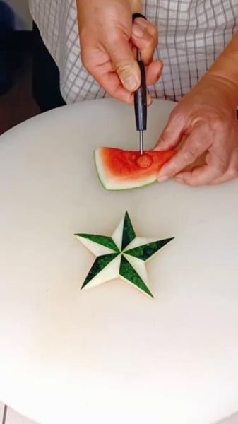 西瓜皮雕刻简单花式_新手也能学会的入门技巧-第3张图片-山城妙识