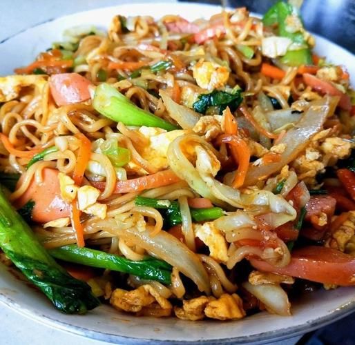 炒方便面怎么做_炒方便面图片步骤-第2张图片-山城妙识