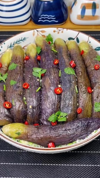 蒜茄子怎么做_东北蒜茄子腌制方法-第1张图片-山城妙识