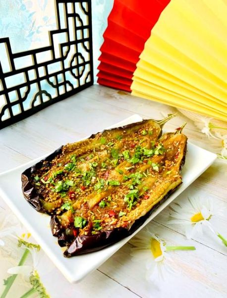 蒜香烤茄子烤箱温度_蒜香烤茄子怎么做-第1张图片-山城妙识 蒜香烤茄子烤箱温度_蒜香烤茄子怎么做-第1张图片-山城妙识