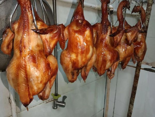 吊炉烤鸭怎么腌制_吊炉烤鸭做法步骤-第1张图片-山城妙识 吊炉烤鸭怎么腌制_吊炉烤鸭做法步骤-第1张图片-山城妙识