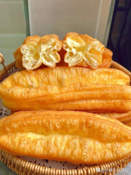 炸油条怎么做_油条酥脆不回软-第3张图片-山城妙识