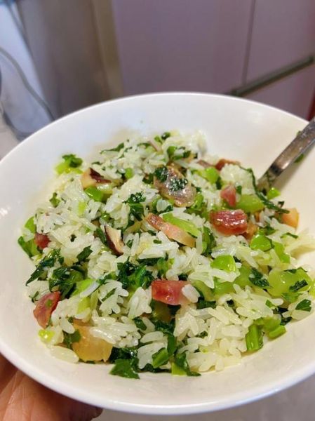 咸肉菜饭怎么做_咸肉菜饭有几种做法-第1张图片-山城妙识