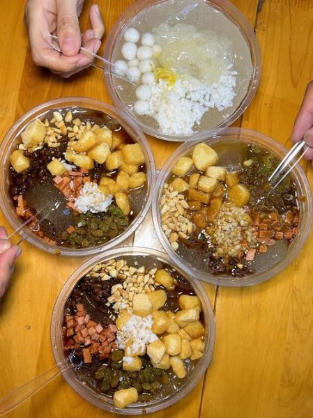 四川冰粉是什么做的_正宗冰粉原料有哪些-第1张图片-山城妙识