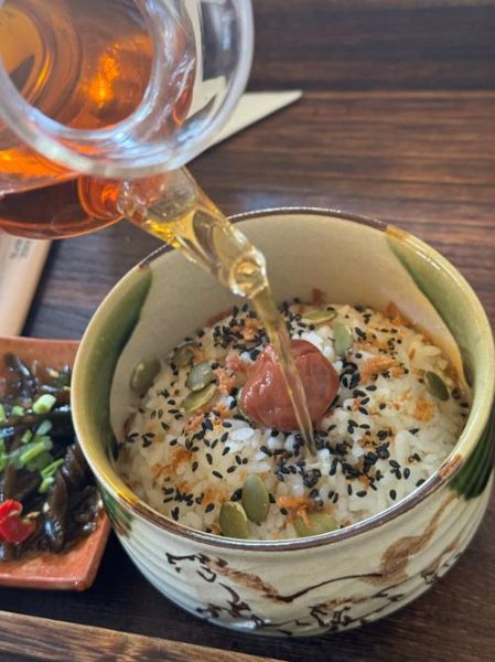 茶泡饭怎么做好吃_茶泡饭用什么茶最好-第1张图片-山城妙识 茶泡饭怎么做好吃_茶泡饭用什么茶最好-第1张图片-山城妙识