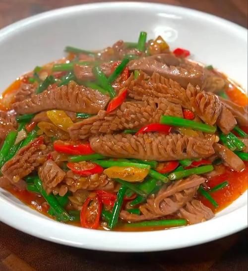 腰花怎么切图解_猪腰子切花刀技巧-第2张图片-山城妙识