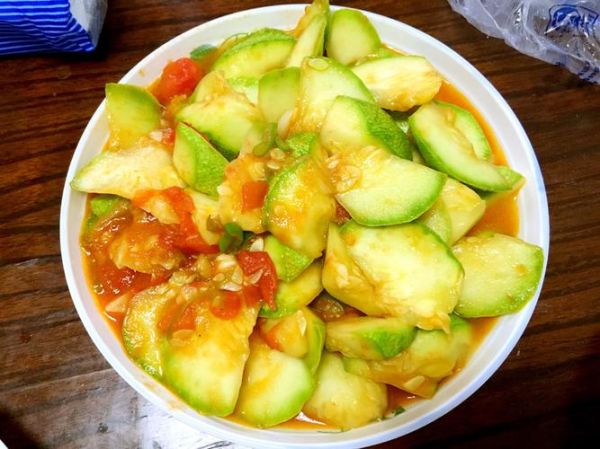 西红柿炒西葫芦怎么做_西红柿炒西葫芦热量高吗-第3张图片-山城妙识 西红柿炒西葫芦怎么做_西红柿炒西葫芦热量高吗-第3张图片-山城妙识