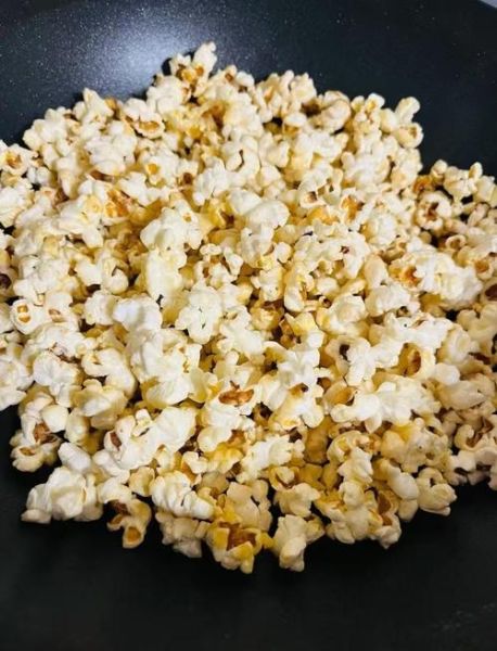 爆米花怎么炸才蓬松_家用锅炸爆米花技巧-第2张图片-山城妙识