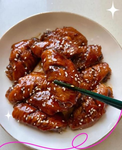 家常版可乐鸡翅怎么烧好吃_可乐鸡翅做法步骤详解-第1张图片-山城妙识