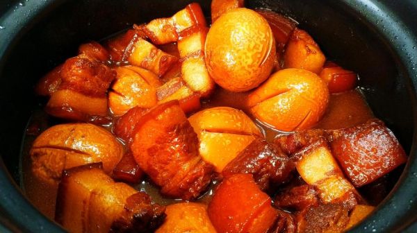 红烧鸡蛋怎么做好吃_红烧鸡蛋需要煮多久-第1张图片-山城妙识