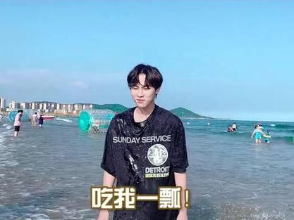 饭团日记范圆圆长什么样子_范圆圆真实颜值揭秘-第3张图片-山城妙识