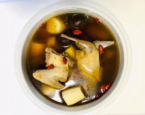 美白养颜汤怎么做_排毒养颜汤一周喝几次-第1张图片-山城妙识