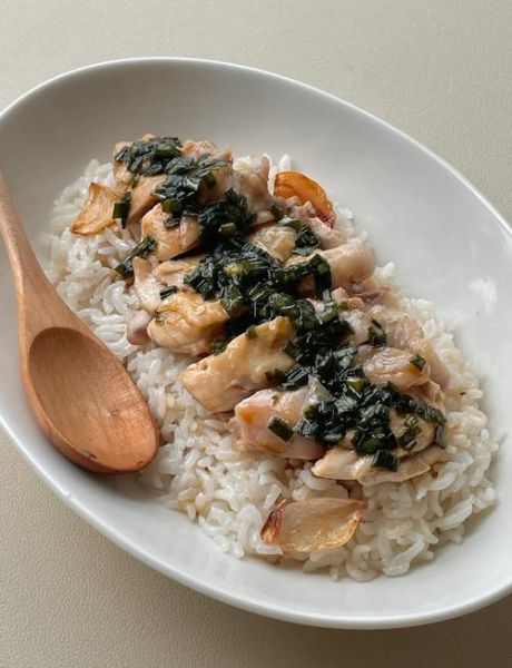 电饭锅葱油鸡怎么做_电饭锅葱油鸡需要焯水吗-第1张图片-山城妙识