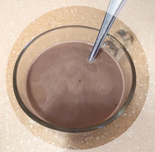 热巧克力牛奶怎么做_热巧克力牛奶比例是多少-第1张图片-山城妙识