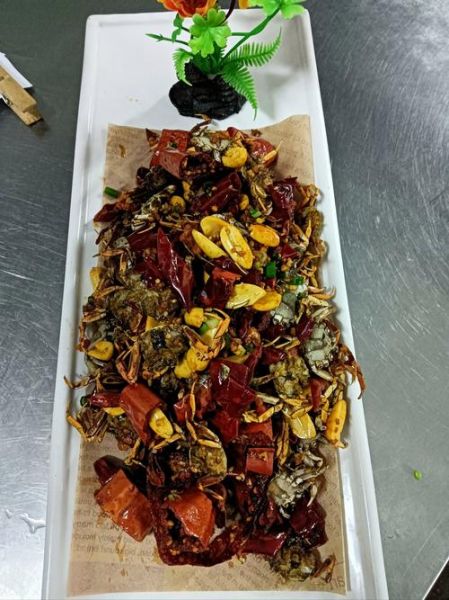 椒盐蟹怎么做_椒盐蟹的家常做法-第3张图片-山城妙识 椒盐蟹怎么做_椒盐蟹的家常做法-第3张图片-山城妙识