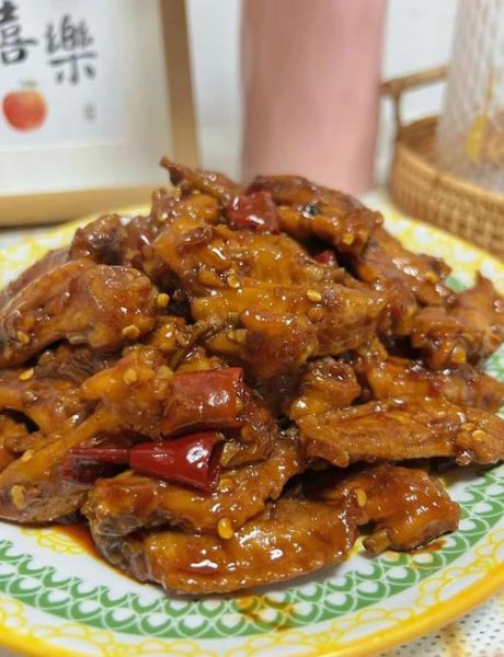 卤鸡翅尖怎么做好吃_卤鸡翅尖的做法步骤-第3张图片-山城妙识