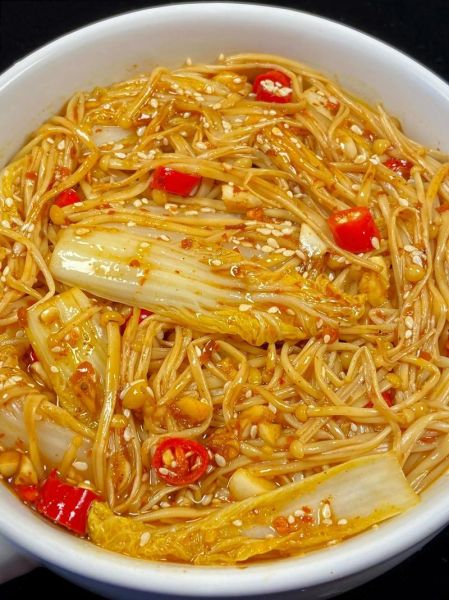 蒜蓉金针菇娃娃菜怎么做_蒜蓉金针菇娃娃菜热量高吗-第1张图片-山城妙识