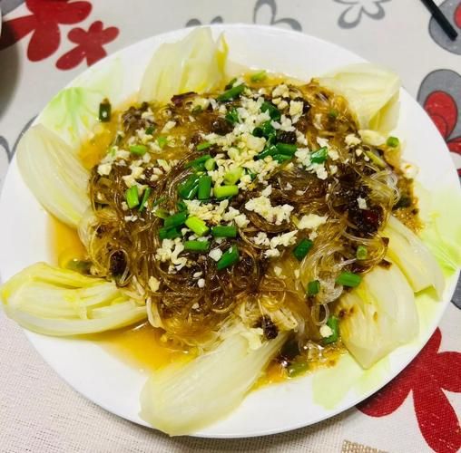 蒜蓉金针菇娃娃菜怎么做_蒜蓉金针菇娃娃菜热量高吗-第3张图片-山城妙识