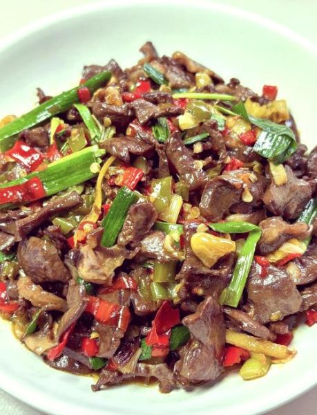 腊猪心怎么做好吃_腊猪心最香的做法-第1张图片-山城妙识