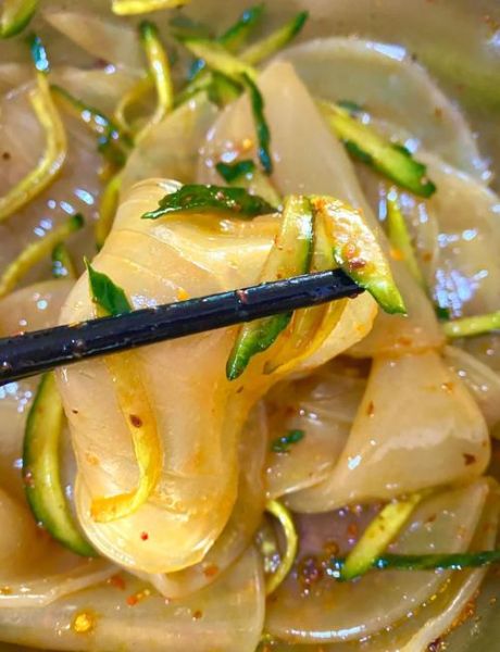 红薯粉皮怎么做_正宗配方比例是多少-第1张图片-山城妙识