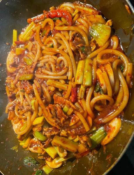 正宗炒米粉怎么做_炒米粉不粘锅技巧-第2张图片-山城妙识 正宗炒米粉怎么做_炒米粉不粘锅技巧-第2张图片-山城妙识