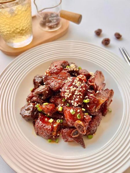 话梅小排怎么做_话梅小排用什么话梅-第1张图片-山城妙识 话梅小排怎么做_话梅小排用什么话梅-第1张图片-山城妙识