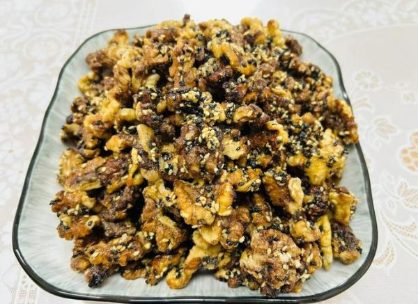 糖炒核桃仁怎么做_糖炒核桃仁家常做法-第3张图片-山城妙识