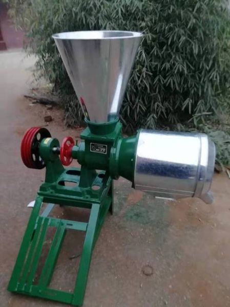 面粉机器中小型多少钱一台_小型面粉机价格表-第3张图片-山城妙识