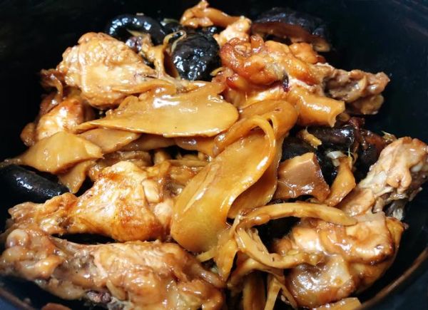 五花肉焖笋干香菇怎么做_五花肉焖笋干香菇窍门-第2张图片-山城妙识 五花肉焖笋干香菇怎么做_五花肉焖笋干香菇窍门-第2张图片-山城妙识