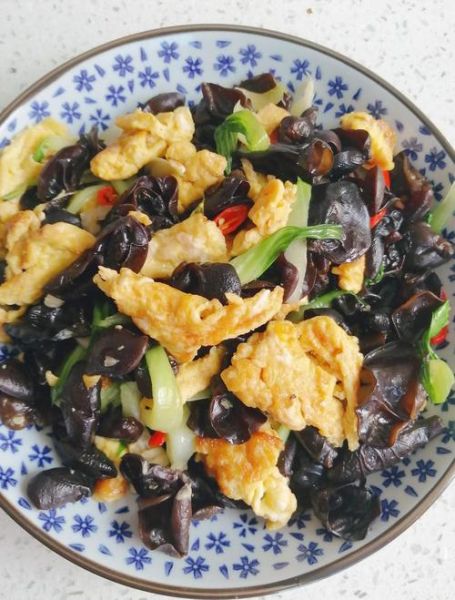 木耳和什么菜最搭_木耳炒什么好吃-第2张图片-山城妙识