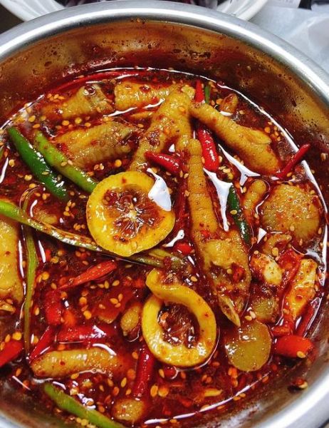 秘制凉拌辣鸡爪怎么做_辣鸡爪凉拌做法窍门-第1张图片-山城妙识