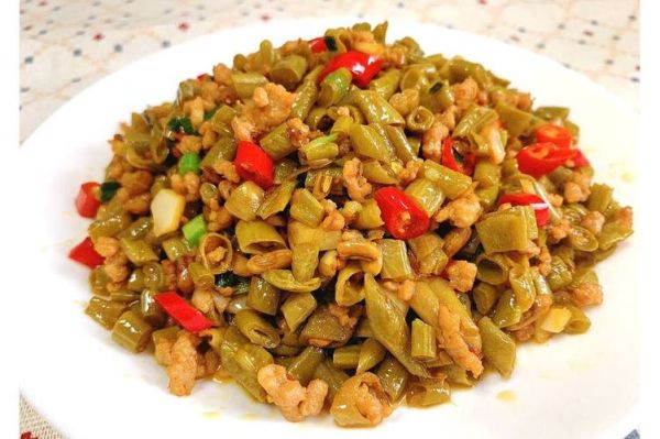 酸豆角怎么炒_酸豆角炒什么肉最下饭-第1张图片-山城妙识