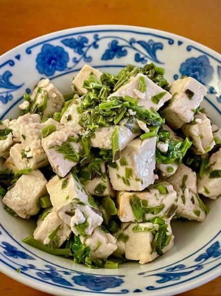 香椿拌豆腐怎么做_香椿拌豆腐的正宗做法-第2张图片-山城妙识 香椿拌豆腐怎么做_香椿拌豆腐的正宗做法-第2张图片-山城妙识