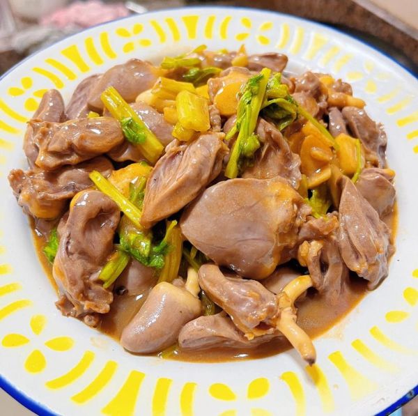 辣炒鸡心怎么炒才嫩_鸡心焯水几分钟最合适-第2张图片-山城妙识 辣炒鸡心怎么炒才嫩_鸡心焯水几分钟最合适-第2张图片-山城妙识