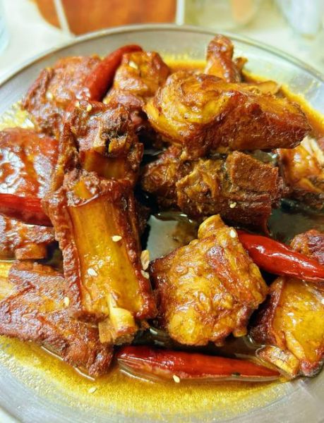 家常红烧排骨怎么做_红烧排骨不柴的秘诀-第1张图片-山城妙识 家常红烧排骨怎么做_红烧排骨不柴的秘诀-第1张图片-山城妙识