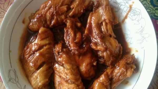 红烧鸡翅怎么烧好吃又嫩_红烧鸡翅视频教程-第3张图片-山城妙识 红烧鸡翅怎么烧好吃又嫩_红烧鸡翅视频教程-第3张图片-山城妙识