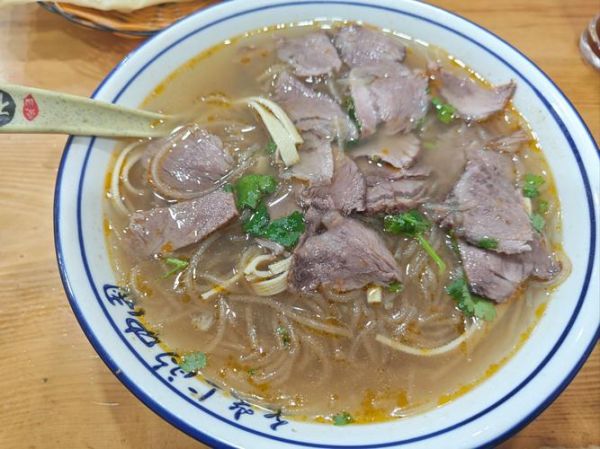 牛肉汤面条怎么做好吃_牛肉汤面用什么部位最嫩-第2张图片-山城妙识