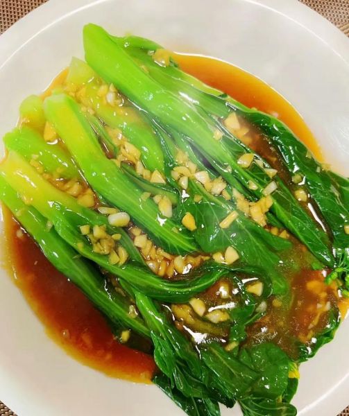 广东菜心怎么炒好吃_广东菜心炒几分钟才脆嫩-第1张图片-山城妙识