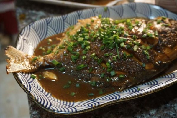 红烧平鱼怎么做_红烧平鱼怎么做好吃又简单-第3张图片-山城妙识