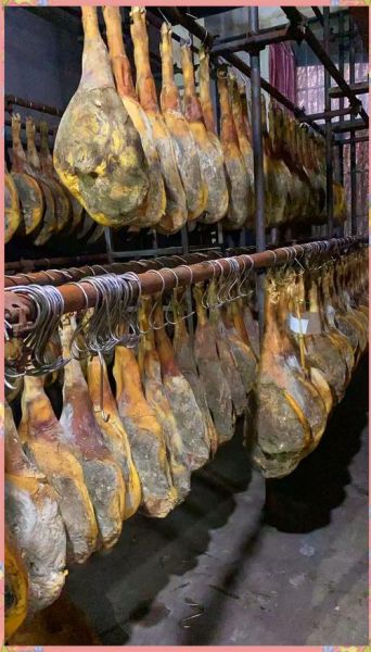 云南宣威火腿怎么选_宣威火腿多少钱一斤-第1张图片-山城妙识