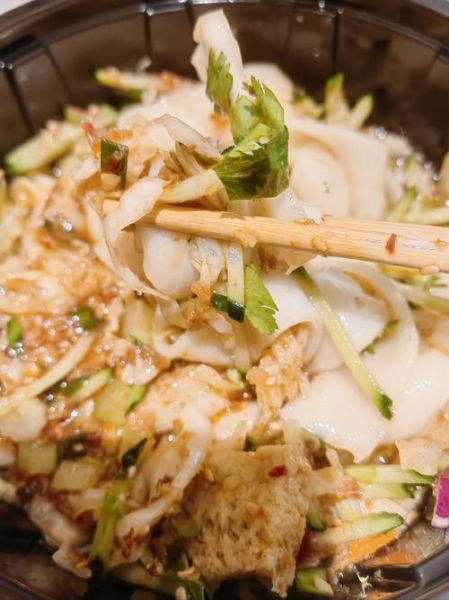 凉皮图片大全_凉皮怎么做好吃-第1张图片-山城妙识 凉皮图片大全_凉皮怎么做好吃-第1张图片-山城妙识