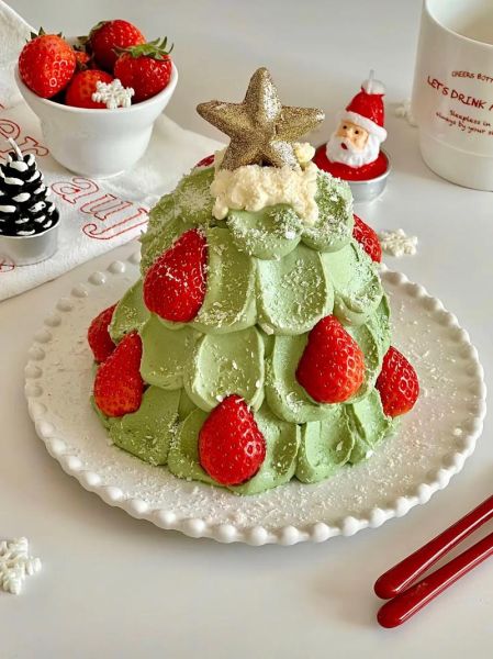 圣诞蛋糕怎么做_圣诞蛋糕图片大全-第1张图片-山城妙识