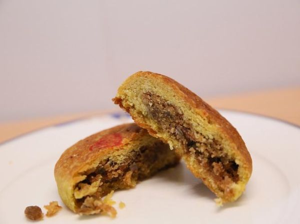 胡麻油月饼的做法_胡麻油月饼热量高吗-第1张图片-山城妙识