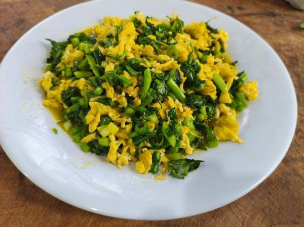 清明菜炒鸡蛋怎么做_清明菜炒鸡蛋的功效-第1张图片-山城妙识 清明菜炒鸡蛋怎么做_清明菜炒鸡蛋的功效-第1张图片-山城妙识